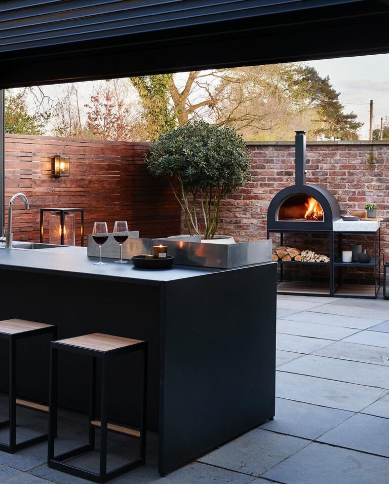 28 Modern Outdoor Kitchen Ideas: [Design Inspirations for Your Home]