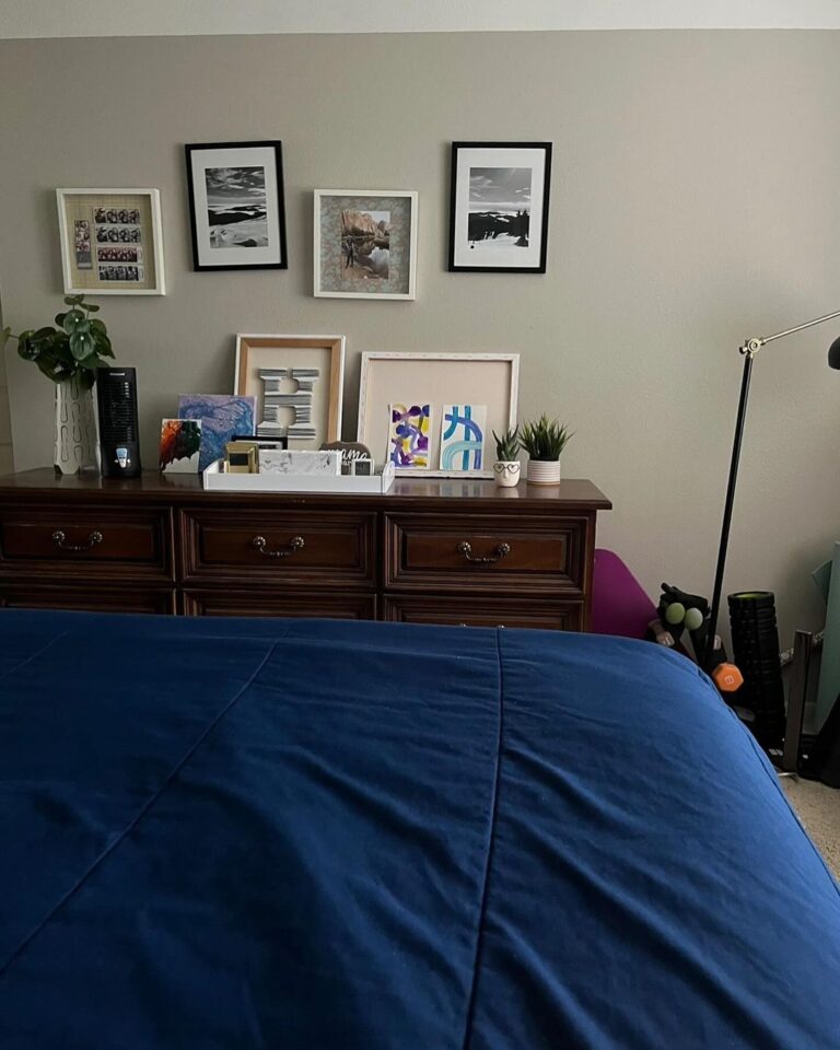 31+ Inspiring Photo Wall Ideas to Personalize Your Space