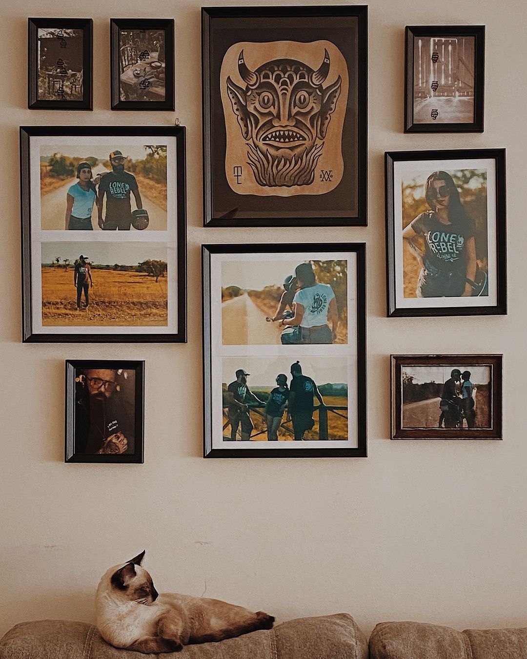 31+ Inspiring Photo Wall Ideas to Personalize Your Space