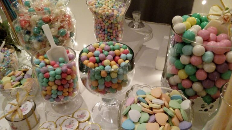 11 Themed Dessert Table Ideas for Parties and Holidays