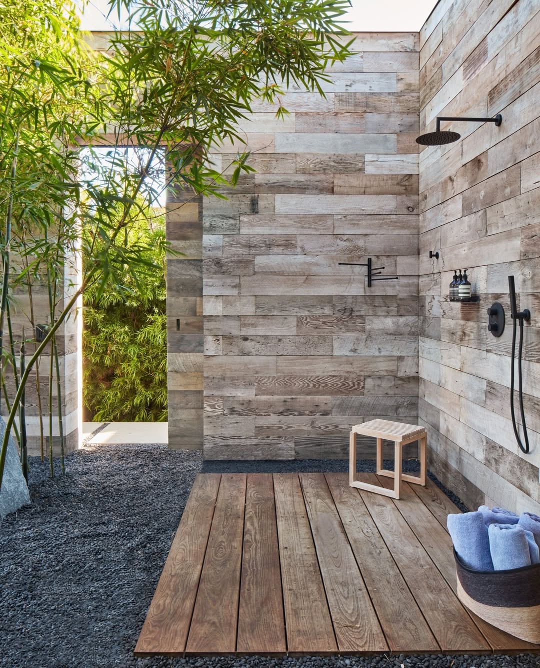 21+ Stunning Outdoor Shower Ideas
