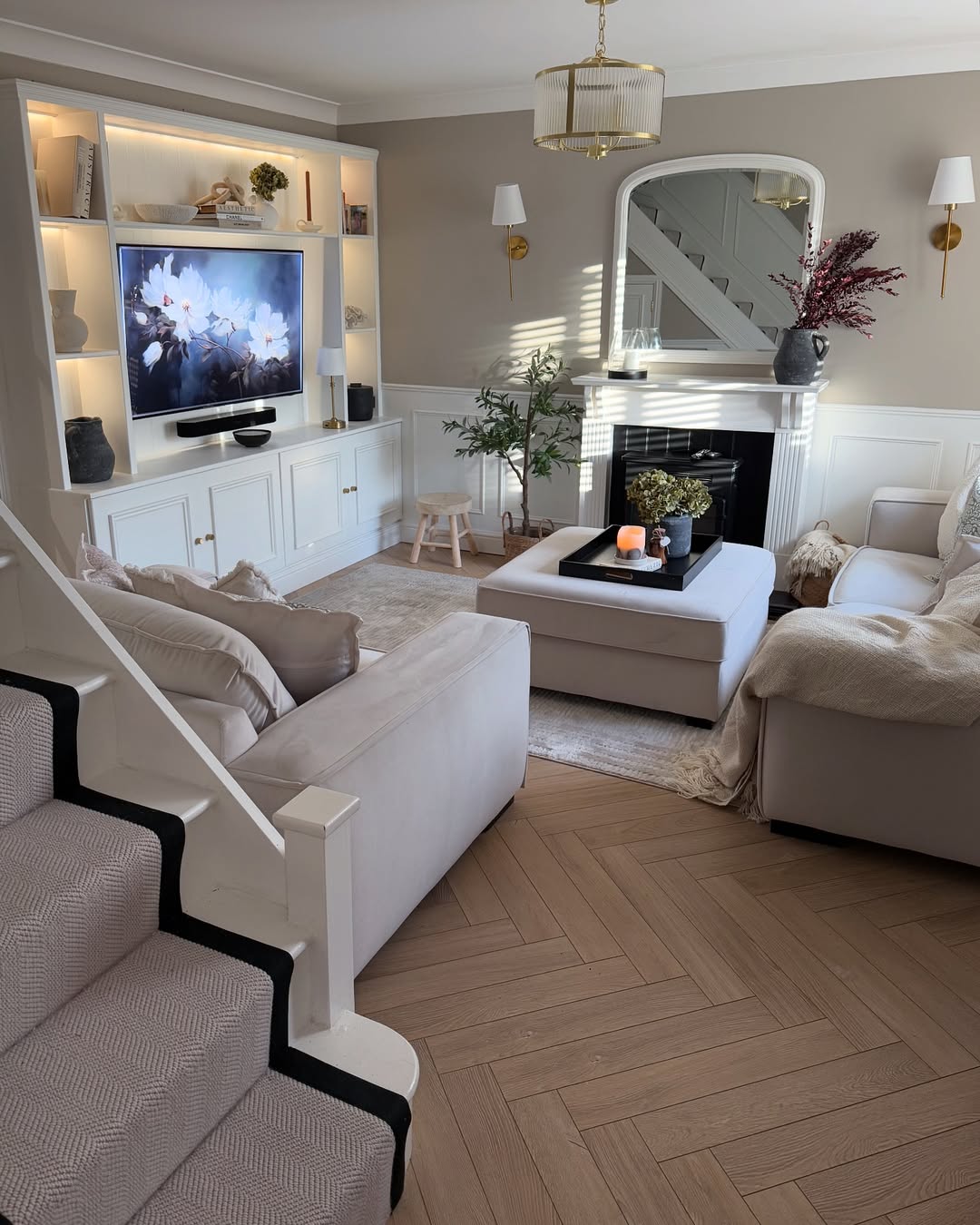 23 Modern Living Room TV Wall Ideas & Inspirations
