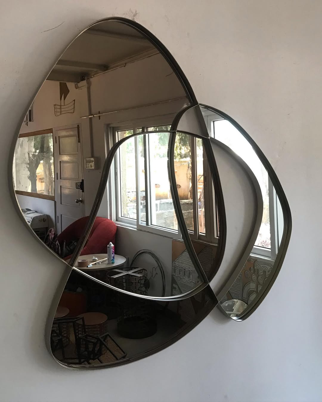 15 Foyer Mirror Ideas to Elevate Your Entryway