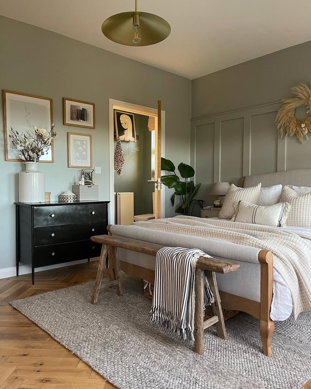 19 Hygge Bedroom Ideas for a Cozy and Serene Retreat
