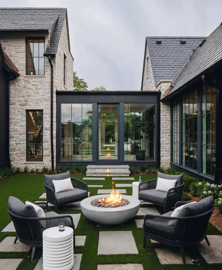 23 Backyard Fire Pit Ideas to Transform Your Outdoor Space