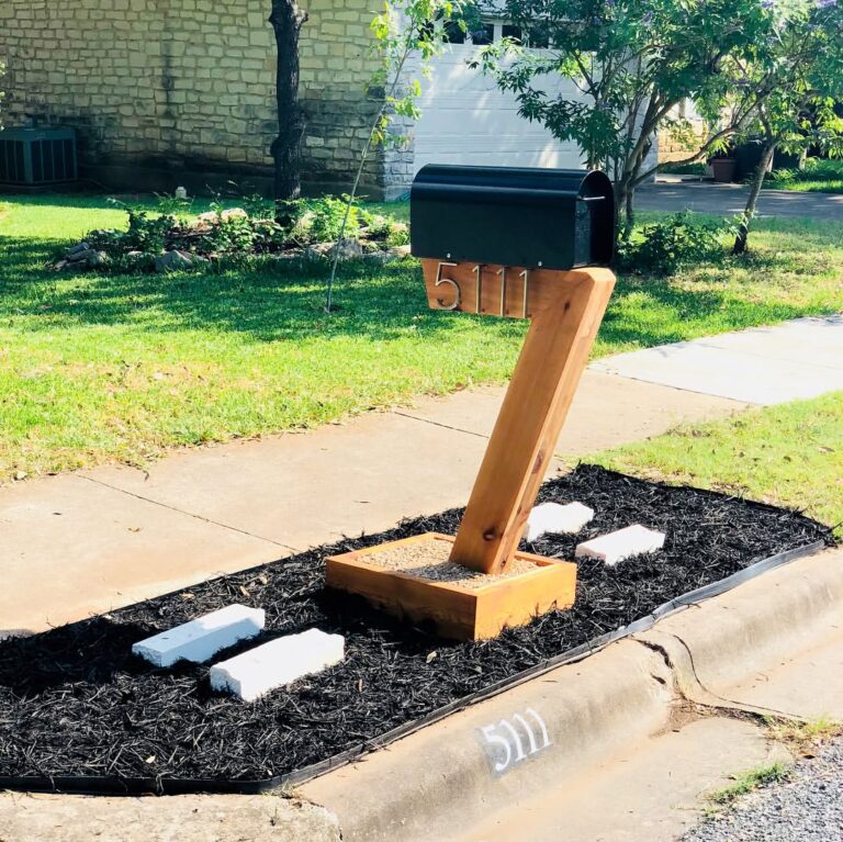 19 Mailbox Post Ideas That Are Way More Than Just Functional