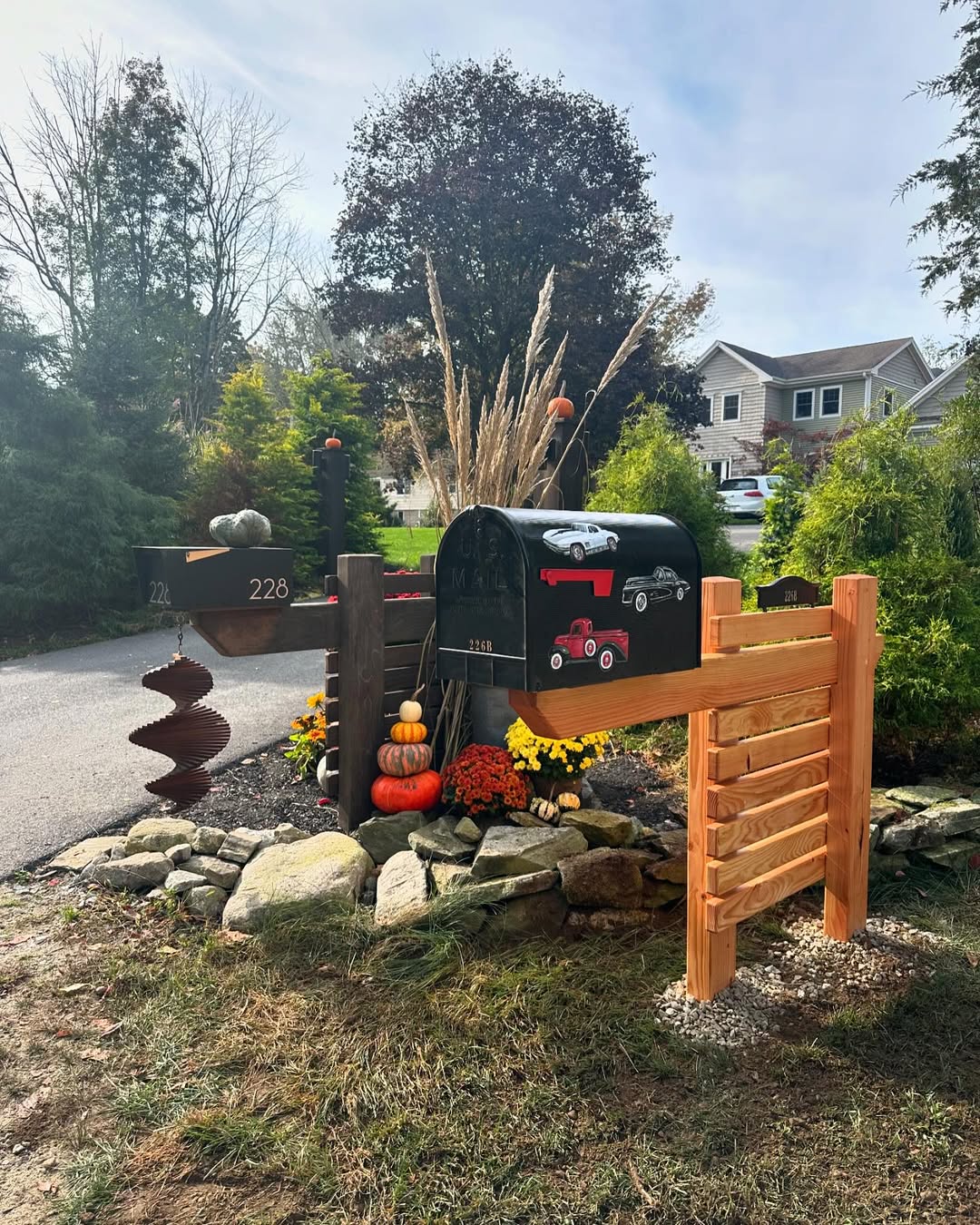 19 Mailbox Post Ideas That Are Way More Than Just Functional