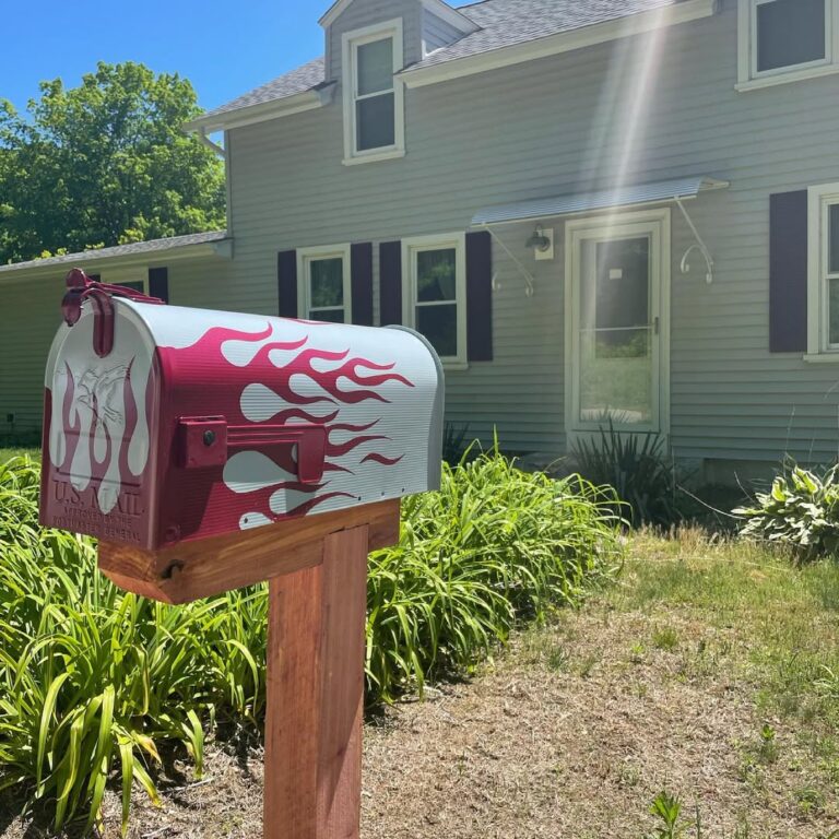 25+ Creative Mailbox Decor Ideas That’ll Instantly Boost Curb Appeal