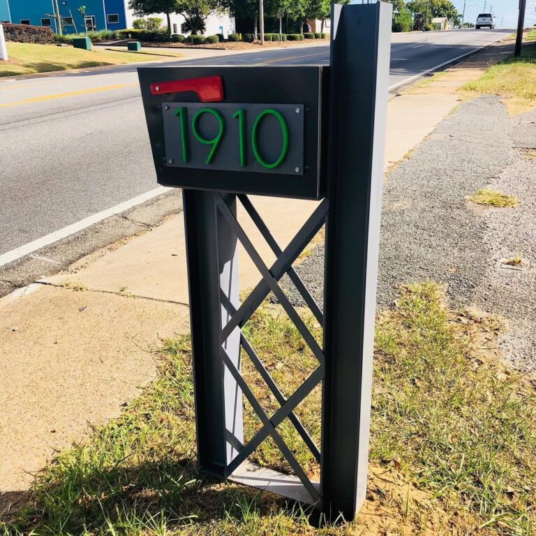 19 Mailbox Post Ideas That Are Way More Than Just Functional