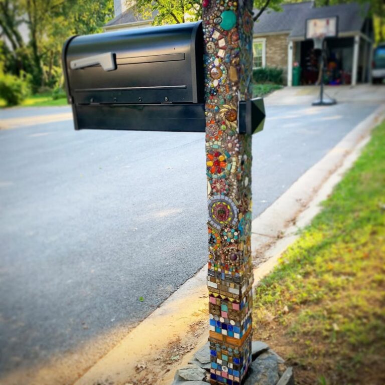 25+ Creative Mailbox Decor Ideas That’ll Instantly Boost Curb Appeal