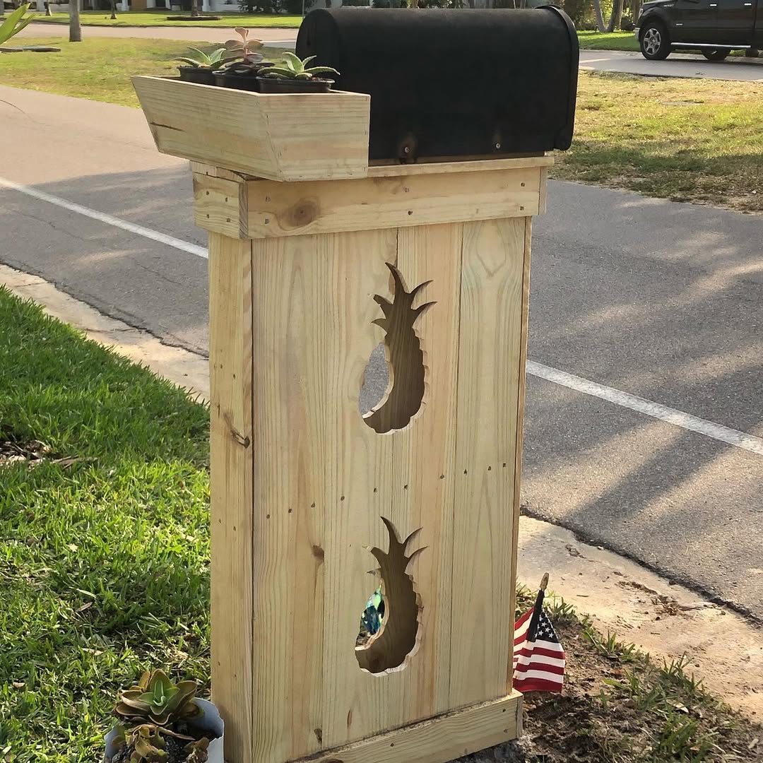 19 Mailbox Post Ideas That Are Way More Than Just Functional