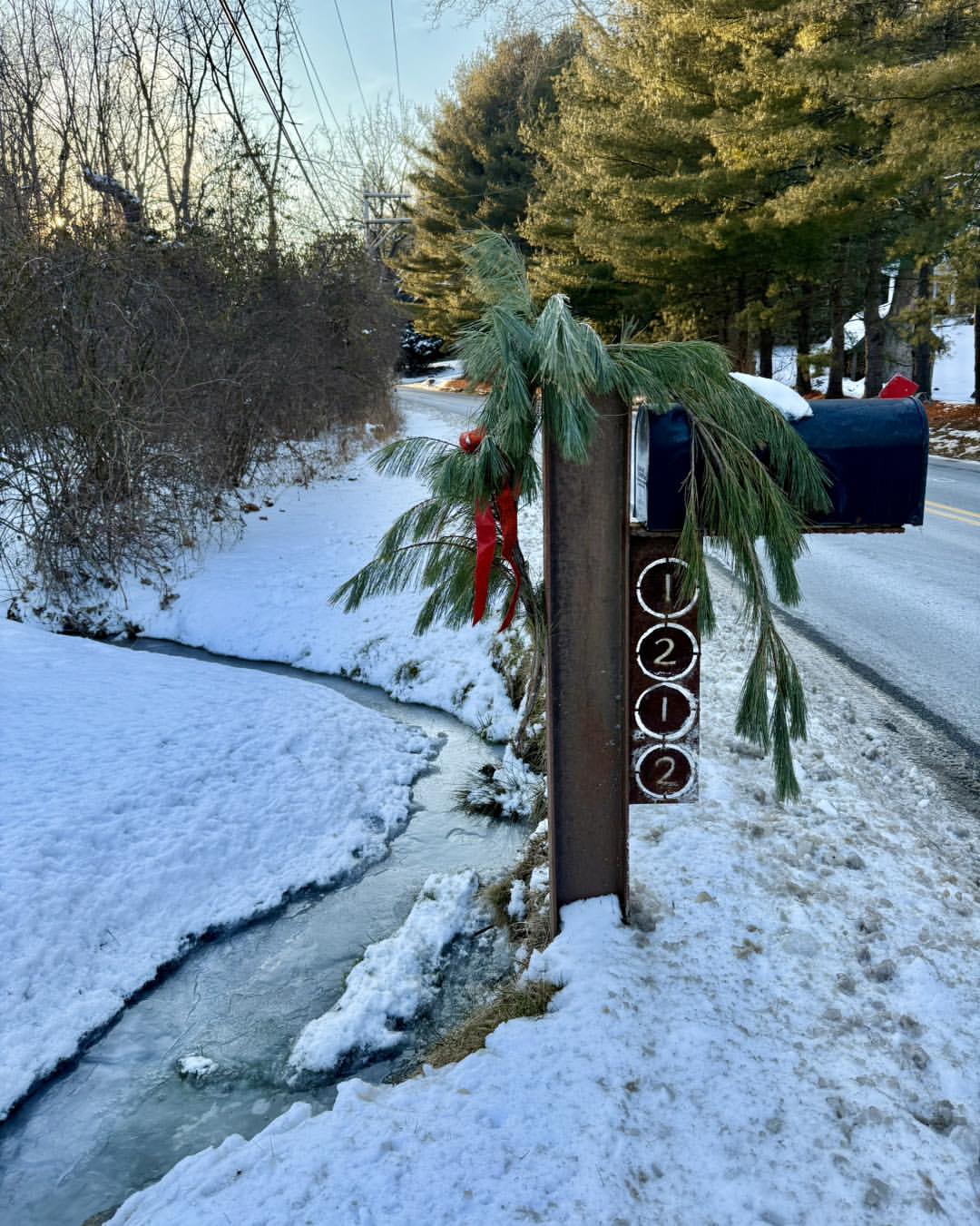 19 Mailbox Post Ideas That Are Way More Than Just Functional