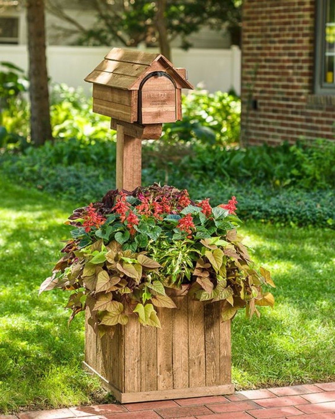 25+ Creative Mailbox Decor Ideas That’ll Instantly Boost Curb Appeal