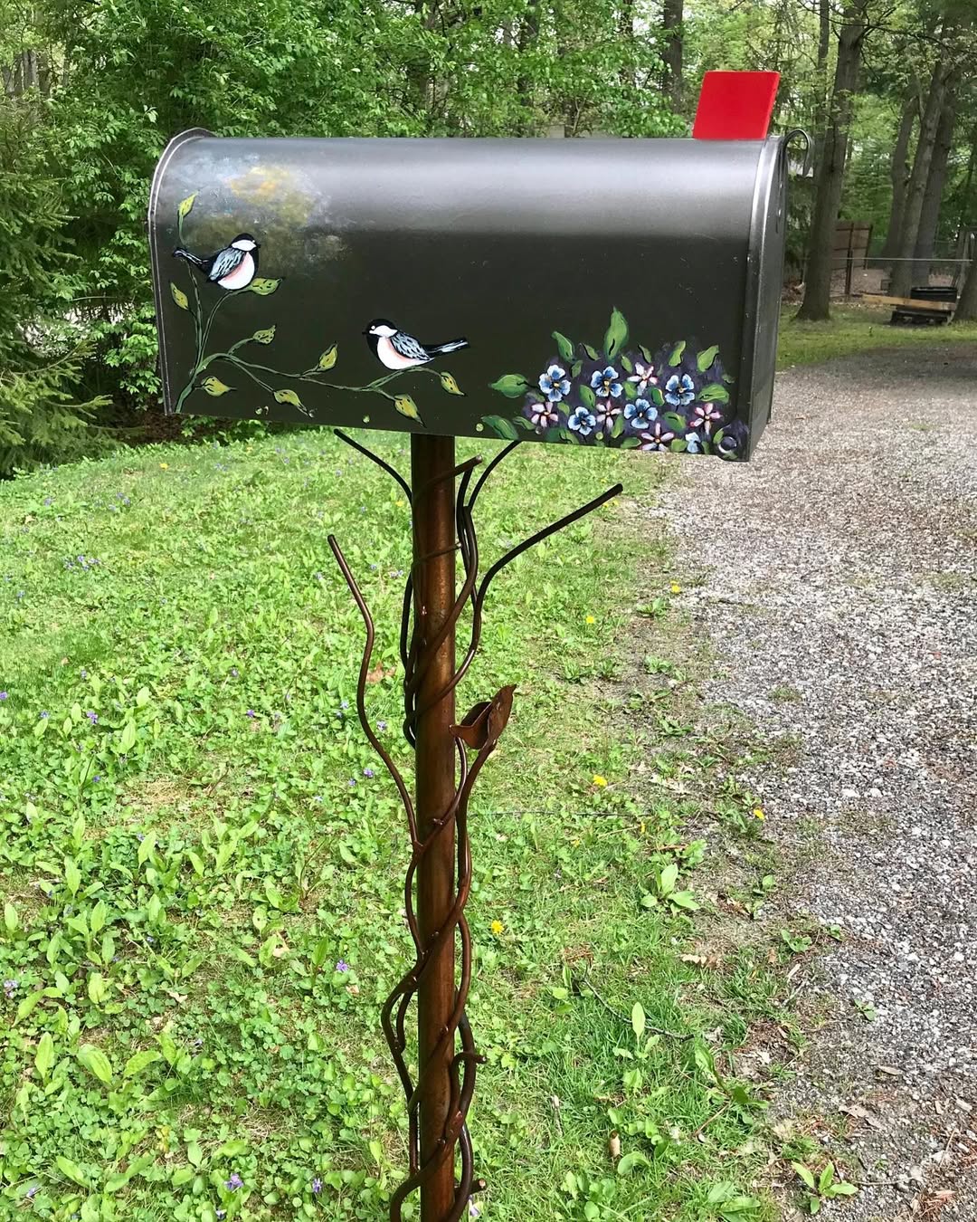 19 Mailbox Post Ideas That Are Way More Than Just Functional