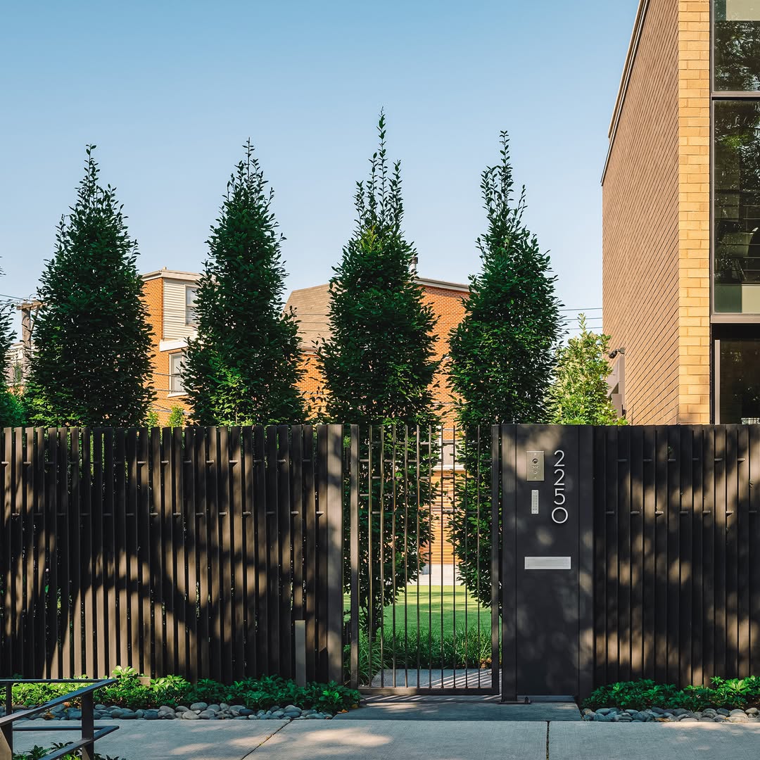 21 Privacy Fence Ideas That Add Style and Seclusion to Your Outdoor Space